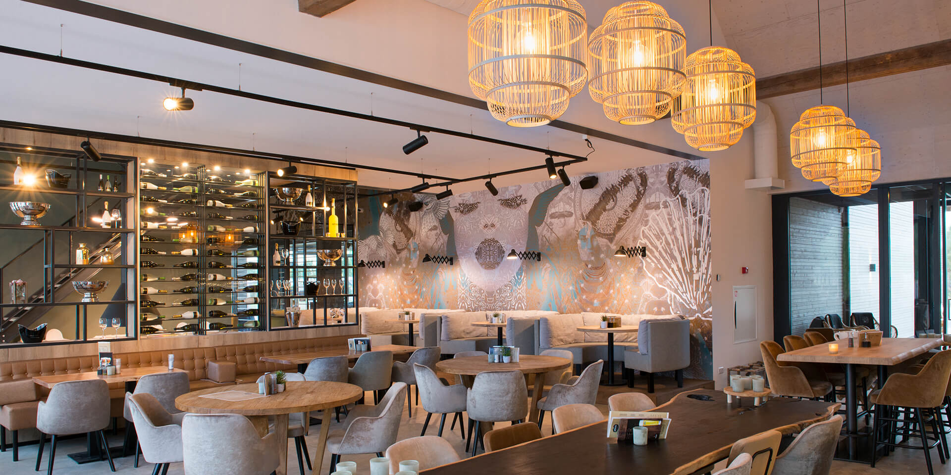 Horeca & Hospitality: Creëer de Perfecte Sfeer met Licht - LuxImprove