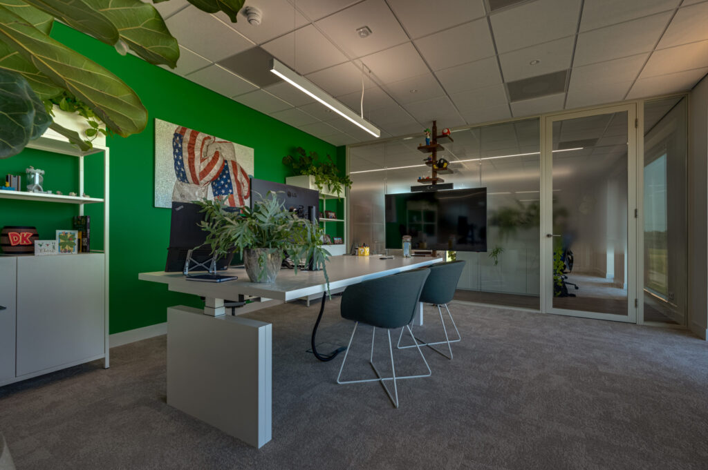 LuxImprove: De verlichtingsspecialist voor 999 Games - LuxImprove